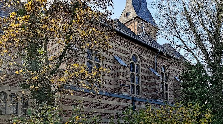 St. Alban in Liblar mit Anbauten von D. Böhm Erftstadt, Architektur ...