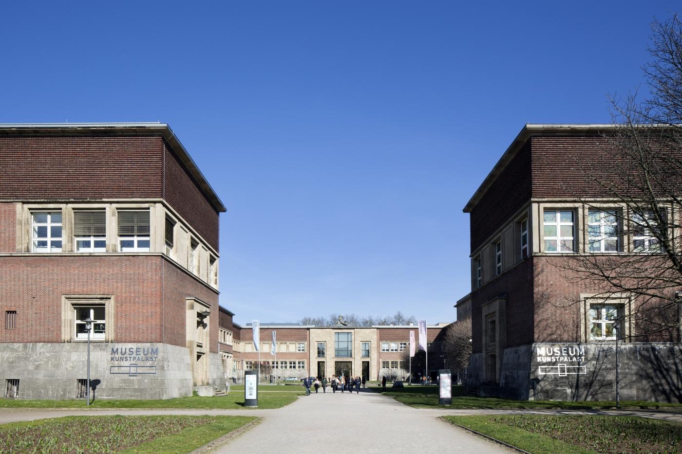 Ehrenhof - Gesamtanlage der Gesolei Düsseldorf Düsseldorf, Architektur ...