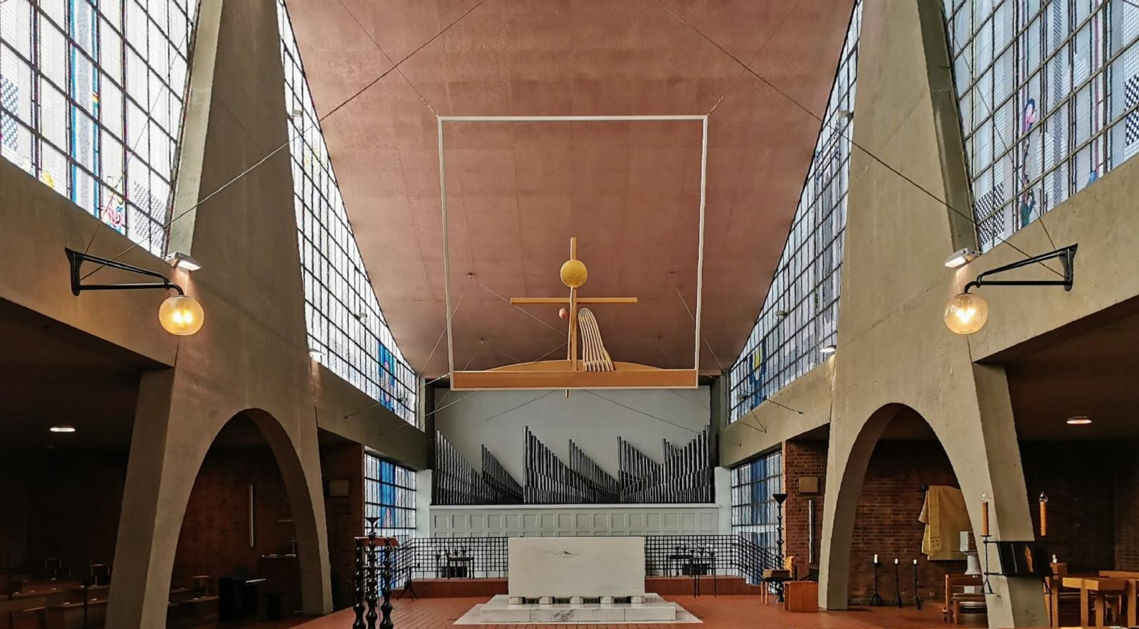 Heilig Geist Kirche Essen (Kunstraum Heilig Geist) Essen, Architektur ...