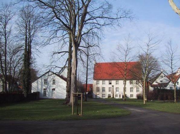 Ehem. Annenhof Lemgo (VHS Detmold-Lemgo) Lemgo, Architektur - baukunst-nrw Ehem. Annenhof Lemgo (VHS Detmold-Lemgo) Lemgo, Architektur - baukunst-nrw