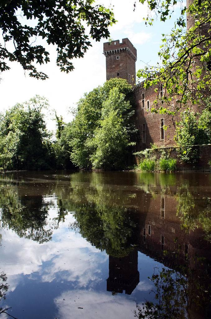 Kurkölnische Landesburg und Stadtbefestigung Lechenich Erftstadt ...
