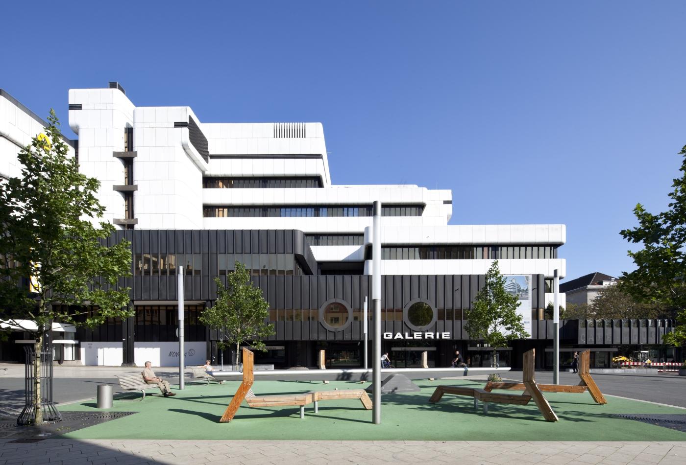 DOC - Dortmunder Centrum für Medizin & Gesundheit (ehemalige WestLB ...