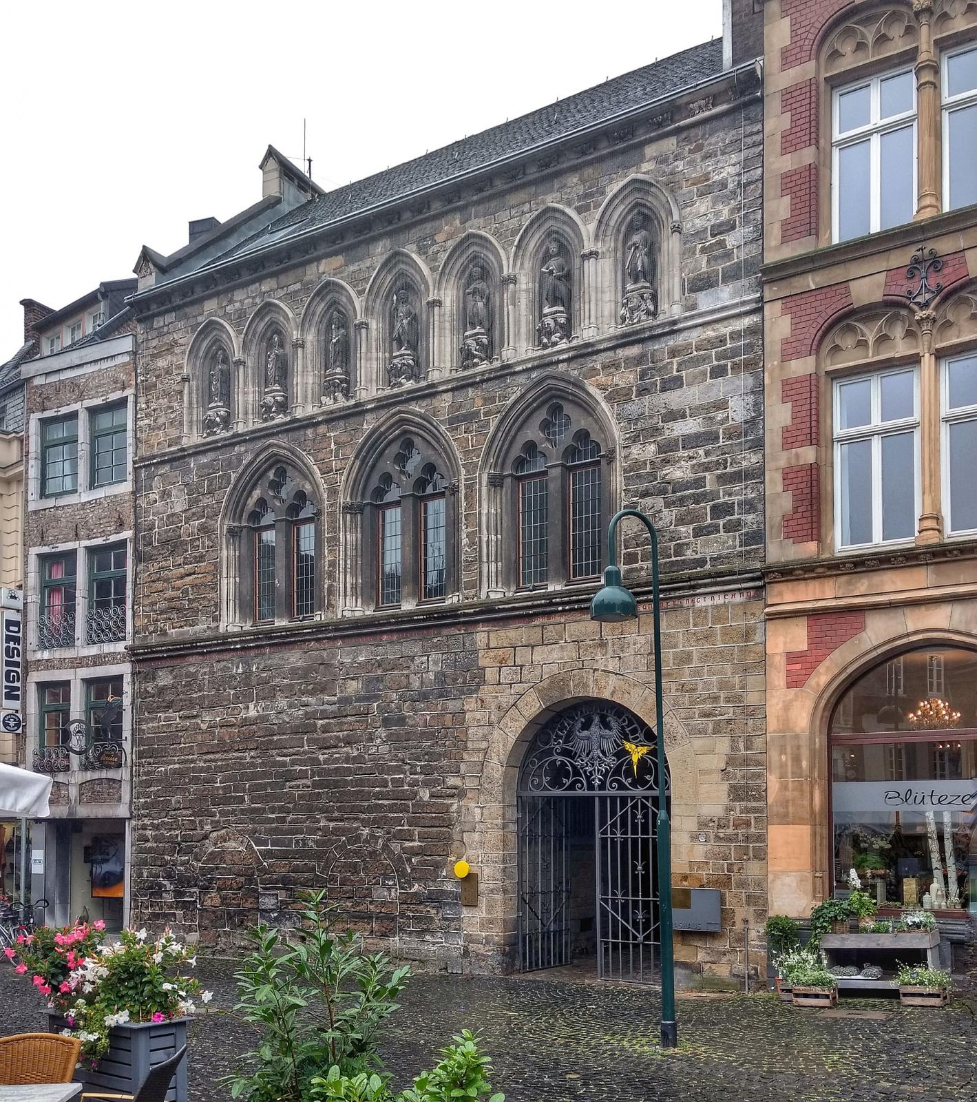 Grashaus Aachen, Architektur - baukunst-nrw